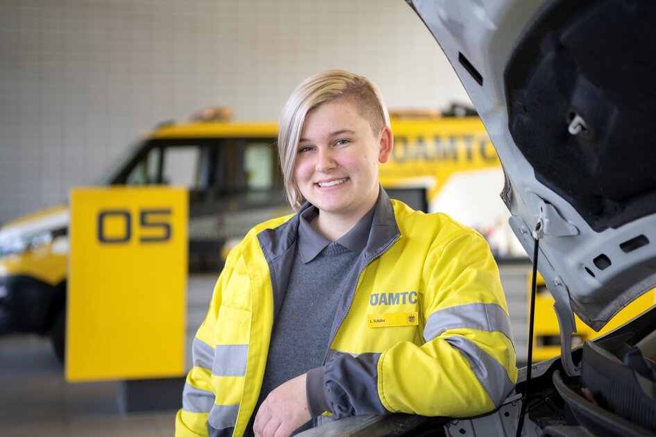 10 neue Lehrlinge beim ÖAMTC OÖ | ÖAMTC