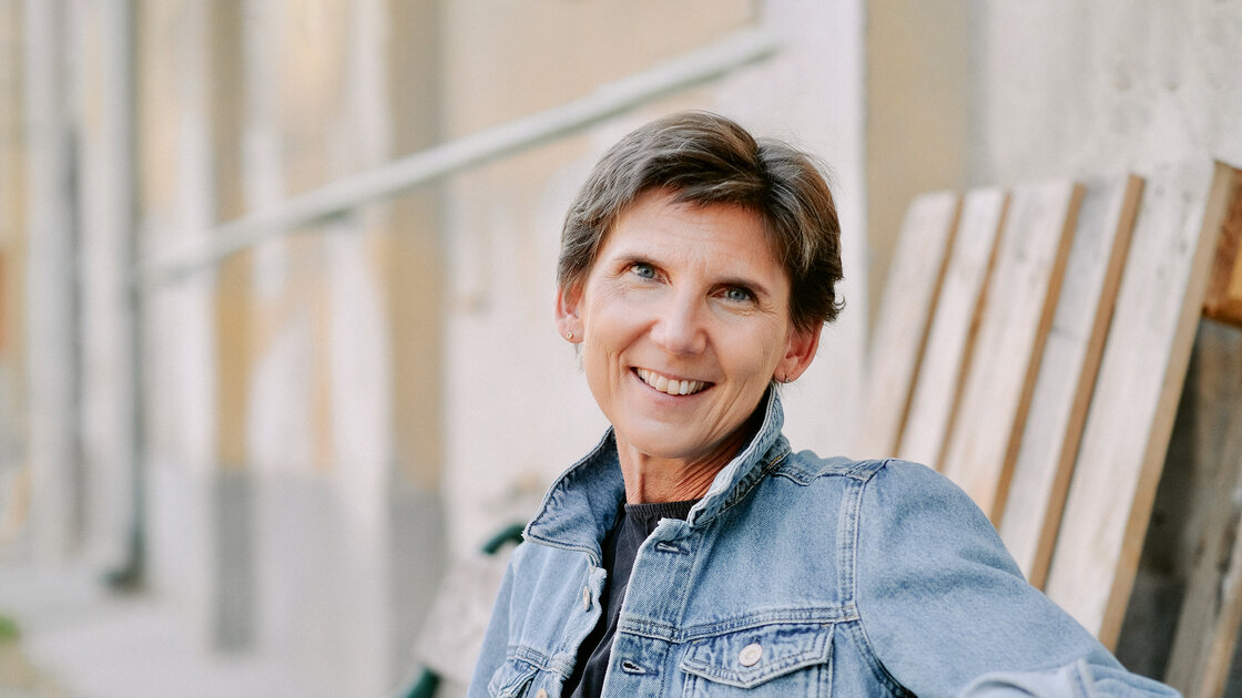 Interview mit Autorin Beate Maly: Mord auf österreichisch | ÖAMTC auto ...